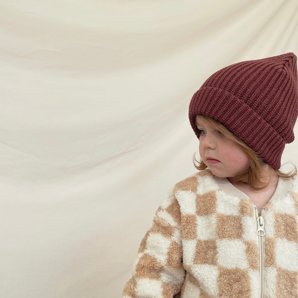 HUNTER & ROSE ASPEN BEANIE BERRY – River Finley & Friends